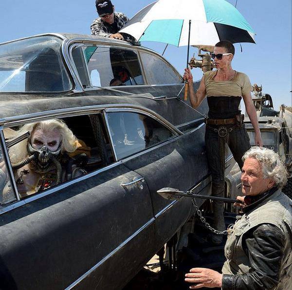 The Behind the Scenes Pic of the Day - From George Miller's Mad Max ...